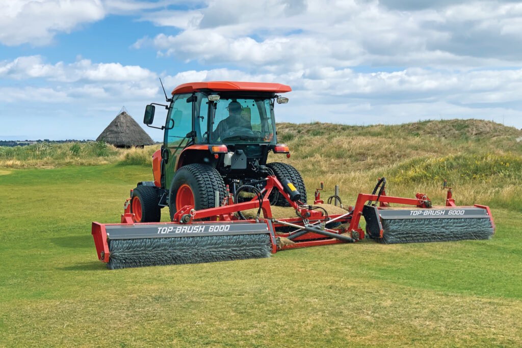 Find your Brushes and Rakes to maintain turf health I Redexim